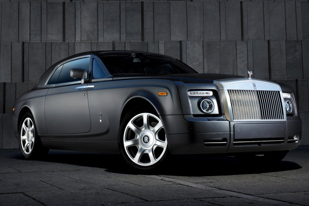 Desire: South Africa’s most exclusive cars – Nils van der Linden